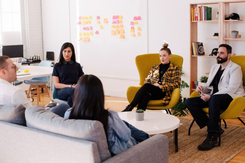 The 7 Characteristics of a Good Team Player | CMOE